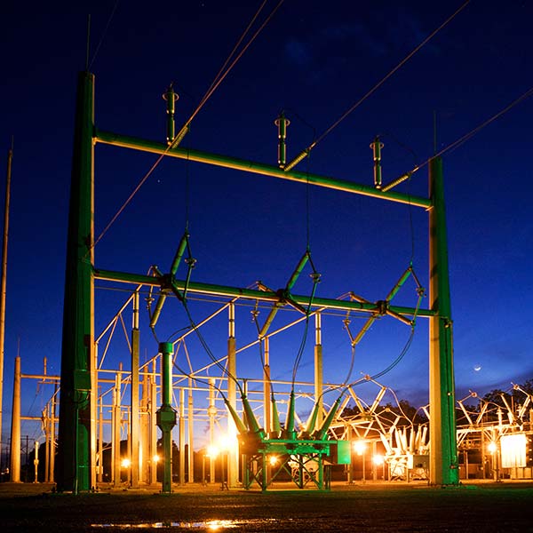 Data Center Power: The Difference Between Three-Phase and Single-Phase ...